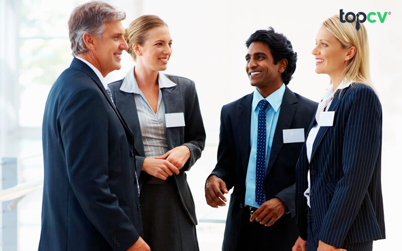 Headhunter là gì? Headhunter và HR có giống nhau?